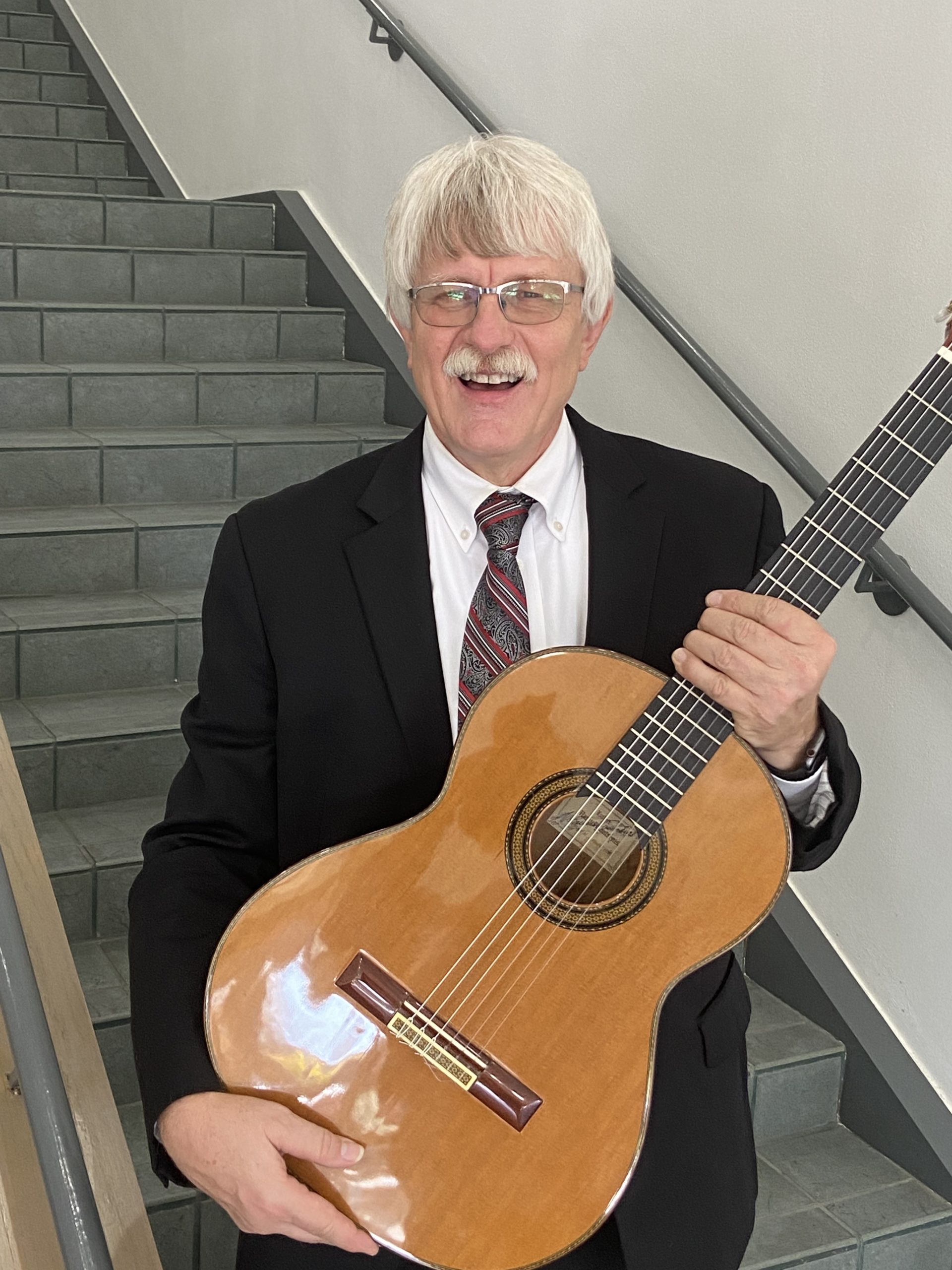 Classical Guitar Solo Repertoire - Need a Classical Music Program?